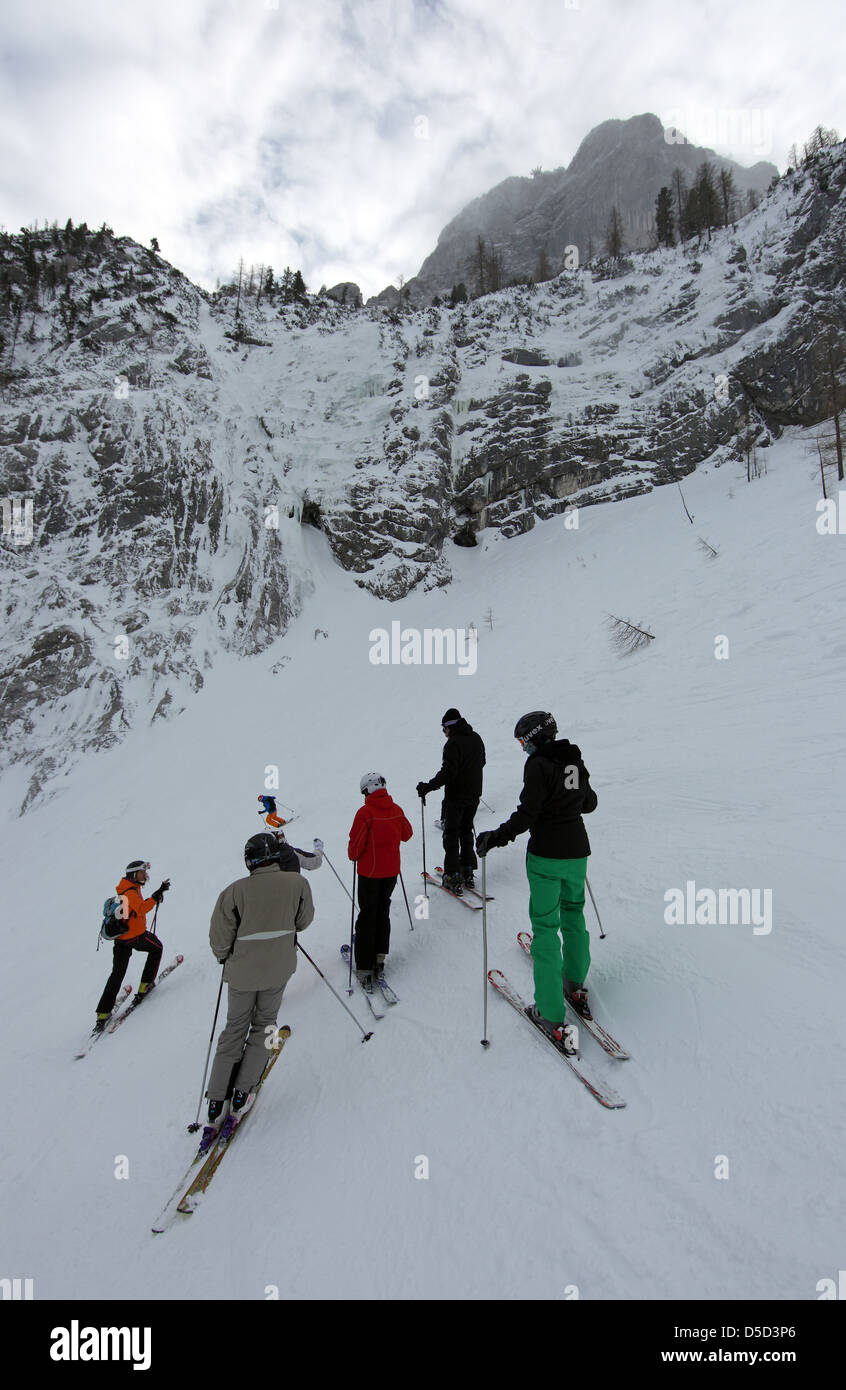 Steep slope hi-res stock photography and images - Alamy