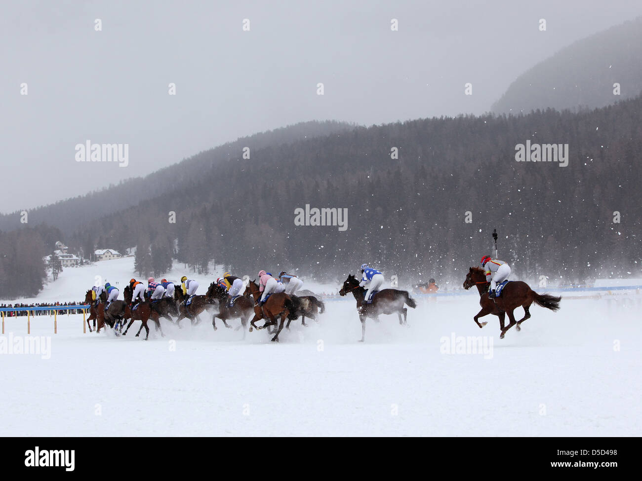 Racing arc hi-res stock photography and images - Alamy