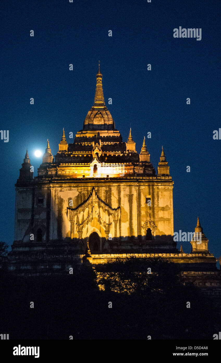 Moon temple hi-res stock photography and images - Alamy