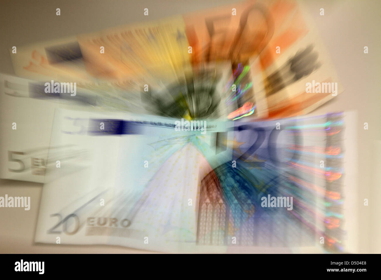 5 euro banknotes hi-res stock photography and images - Alamy
