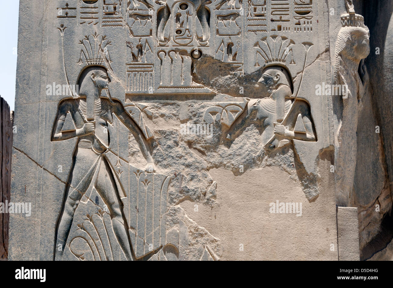 Colossal monuments hi-res stock photography and images - Alamy