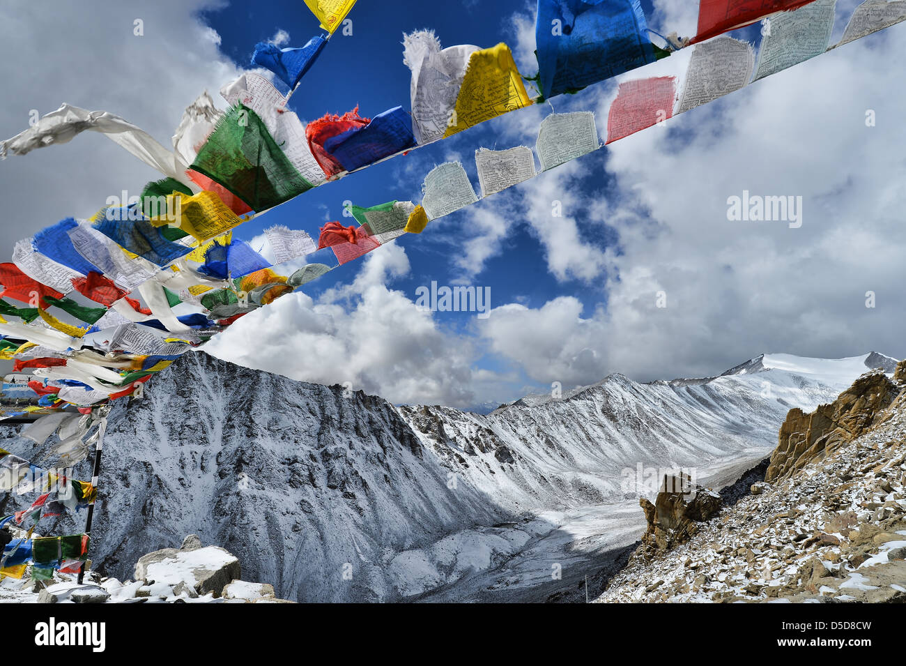 Highest Motorable Road Stock Photo - Alamy