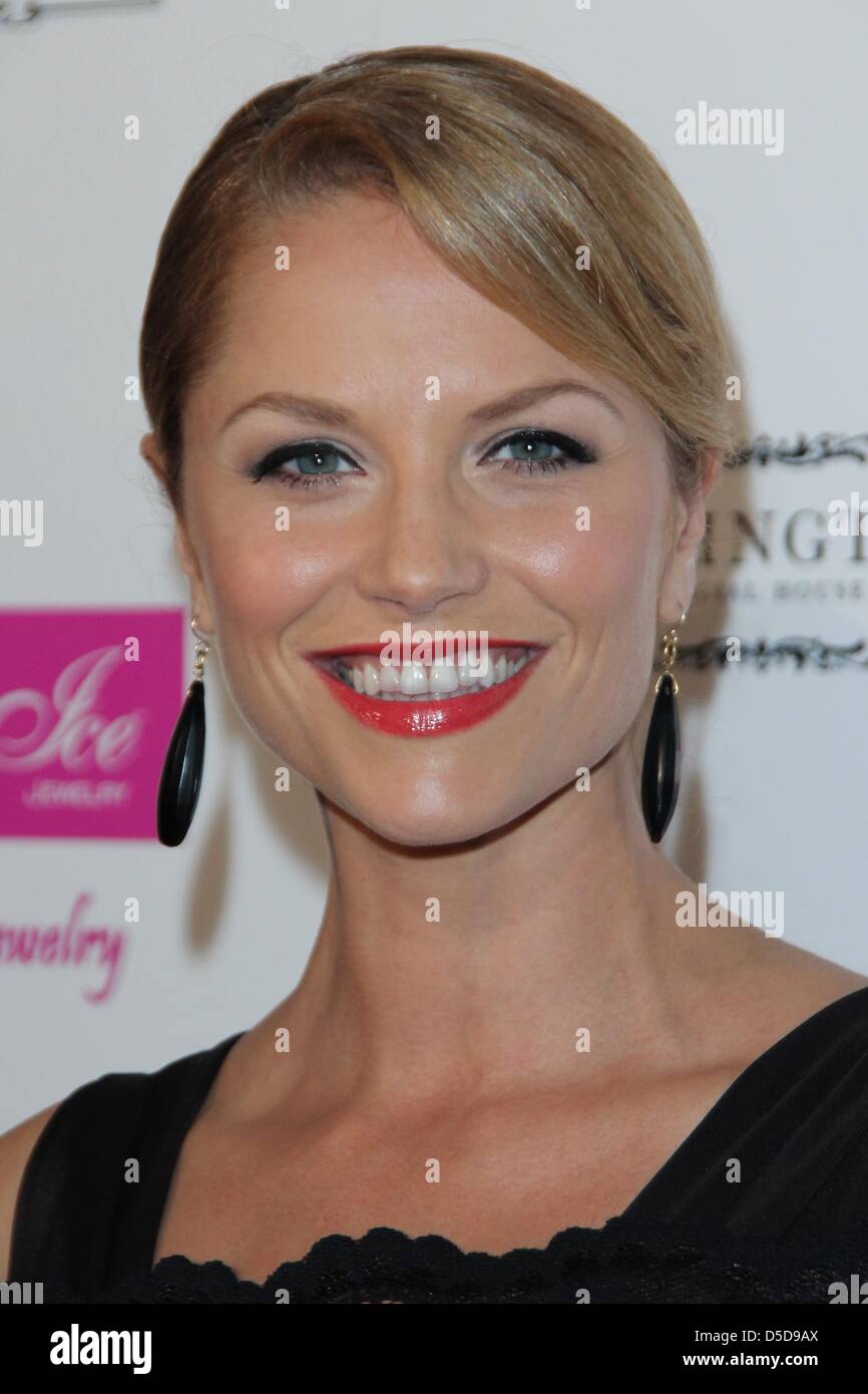 Los Angeles, California, USA. 28th March 2013. Ellen Hollman arrives at ...