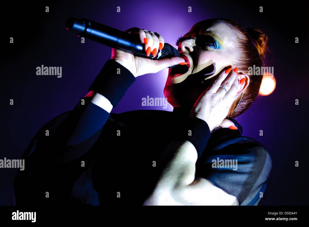 Garbage shirley manson hi-res stock photography and images - Alamy