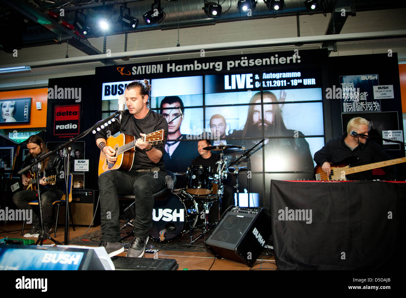 Gavin rossdale bush band hi-res stock photography and images - Alamy