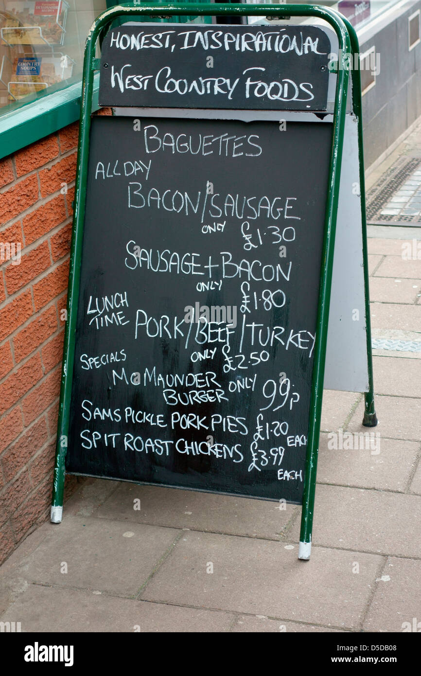 Pies selling hi-res stock photography and images - Alamy