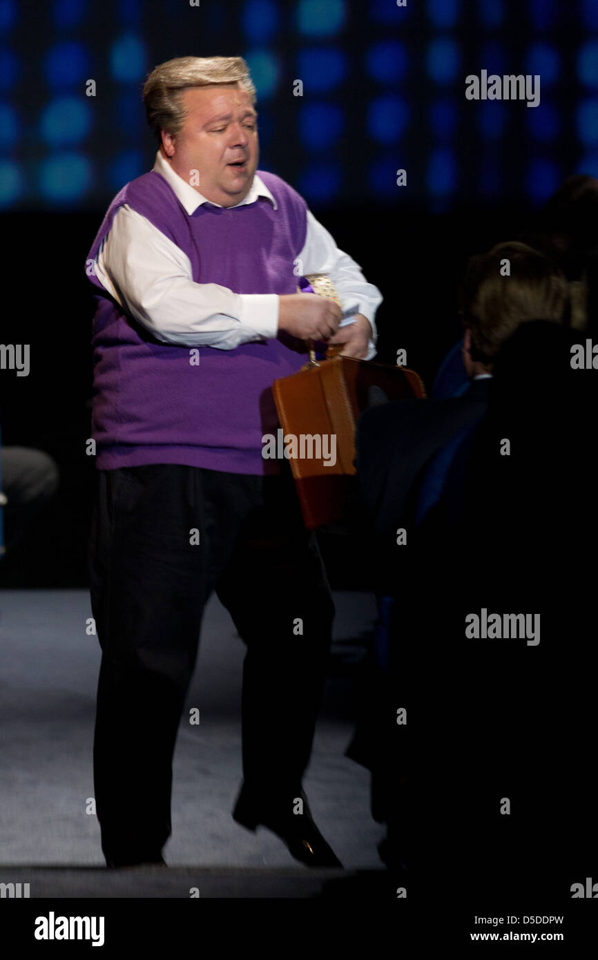 Dirk Bach at the premiere of "Kein Pardon – Das Musical" at Capitol ...
