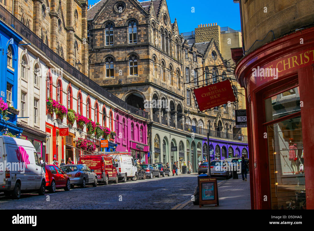 West Bow in Edinburgh's Old Town Stock Photo - Alamy