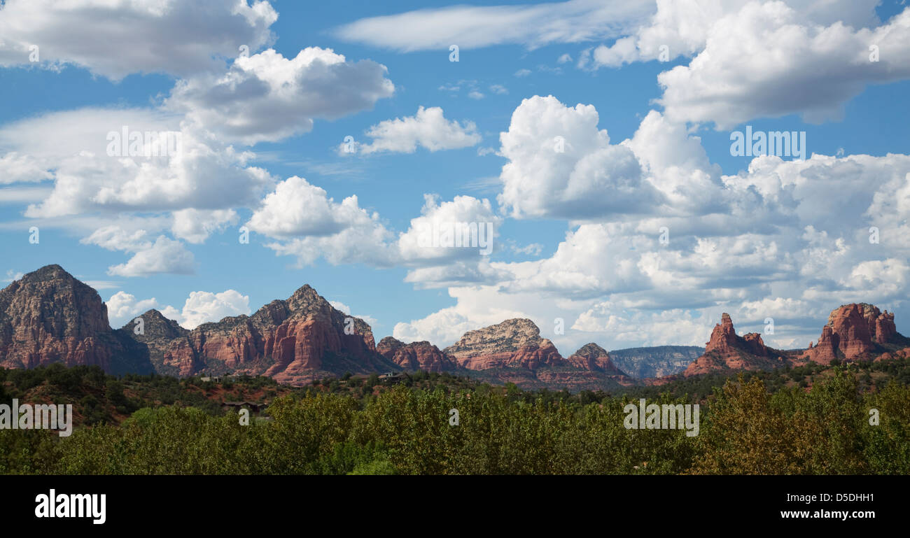 View of The Red Rocks of Sedona Stock Photo - Alamy