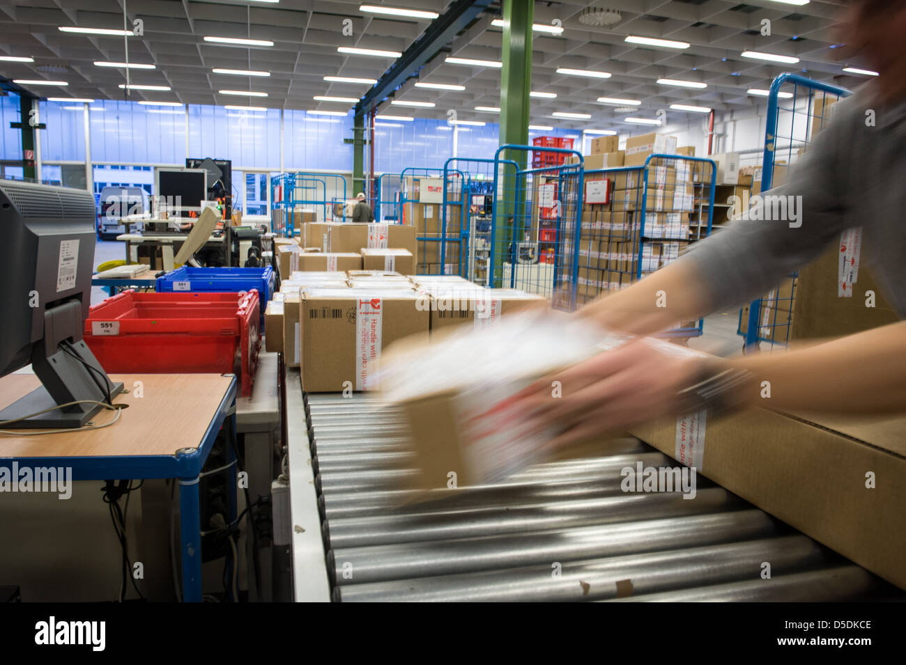 Go express and logistics hi-res stock photography and images - Alamy