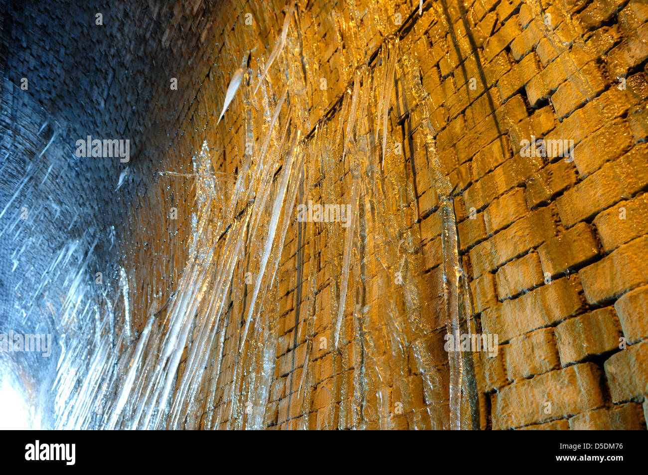 Ashbourne, Derbyshire,UK. 29th March 2013. Freezing weather continues ...