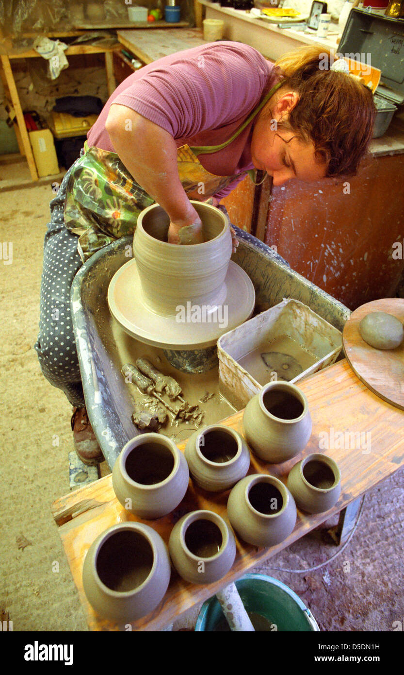 A potter at work in her studio Stock Photo - Alamy