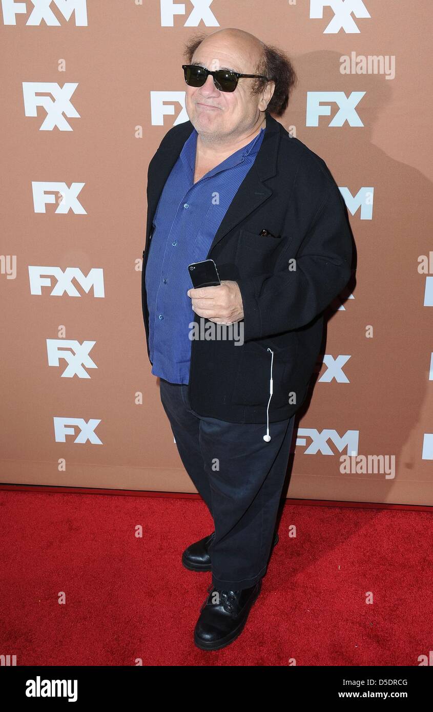 Danny de vito hi-res stock photography and images - Alamy