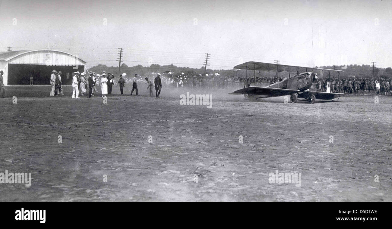 The JR-1B mail airplane, designed by Standard Aircraft Corporation and ...