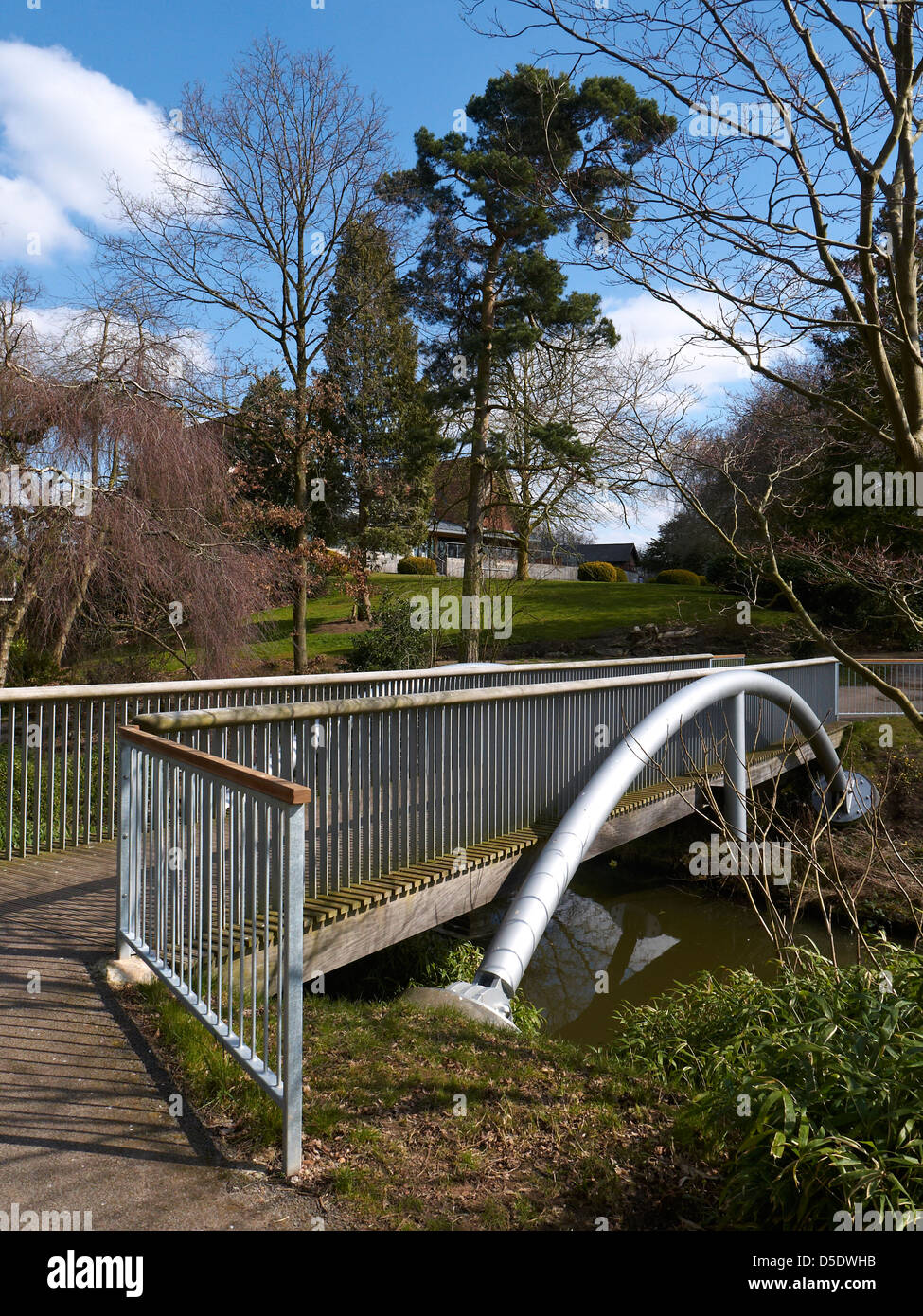 Queens park crewe cheshire hi-res stock photography and images - Alamy
