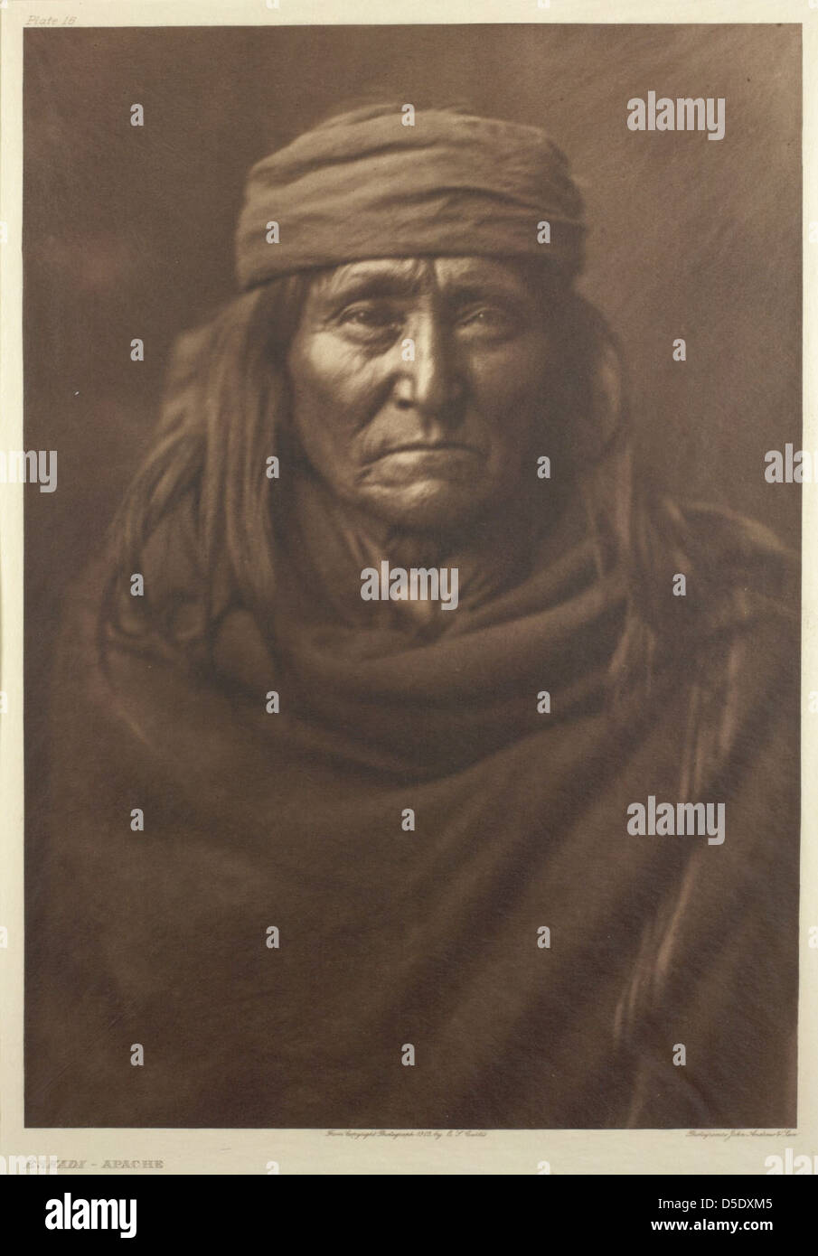 Apache warrior hi-res stock photography and images - Alamy