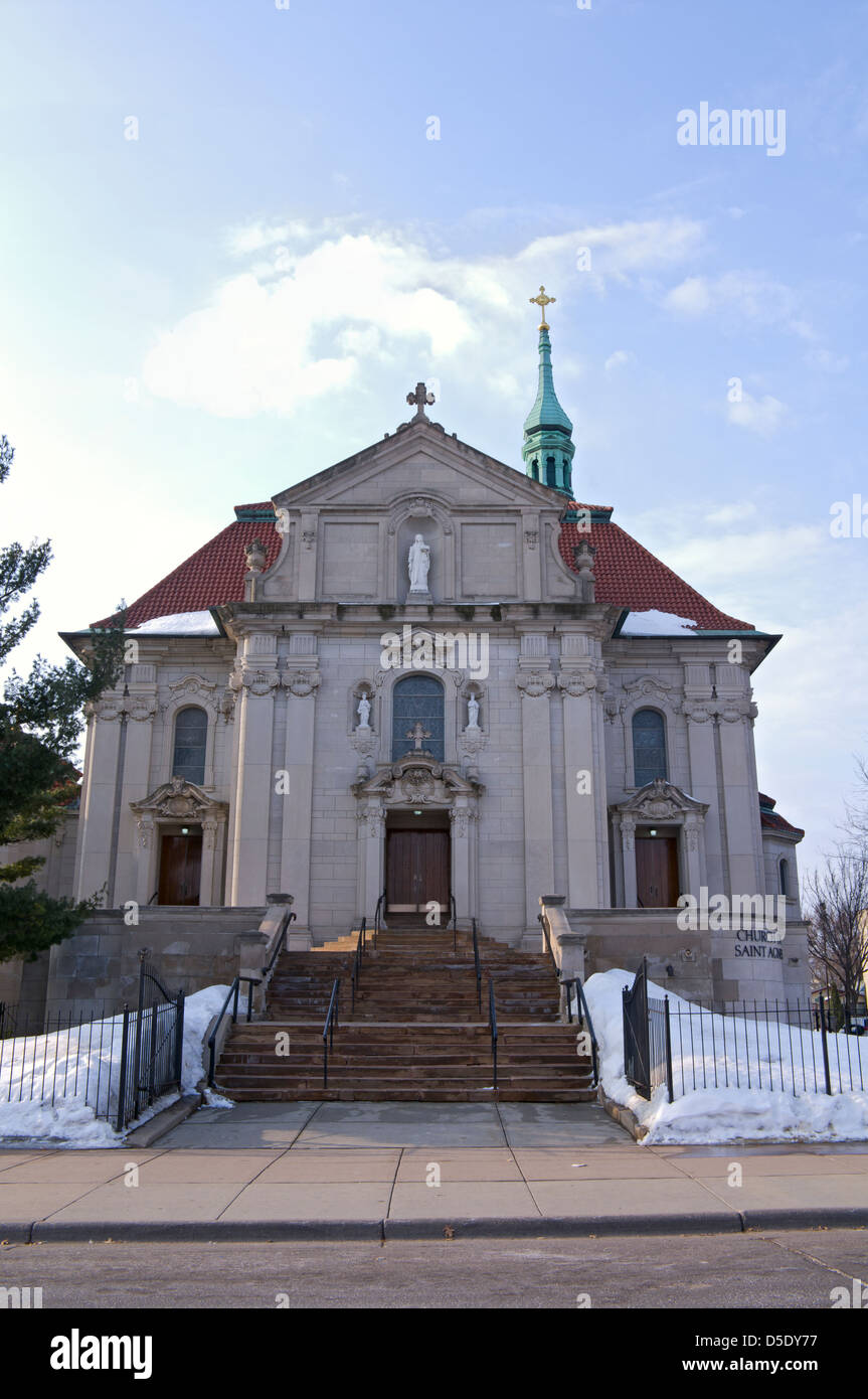 Catholic church front entrance stairs hi-res stock photography and ...