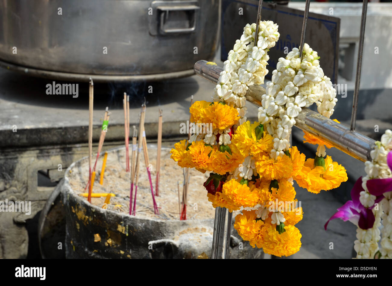 Red joss sticks burn in temple Thailand Stock Photo - Alamy