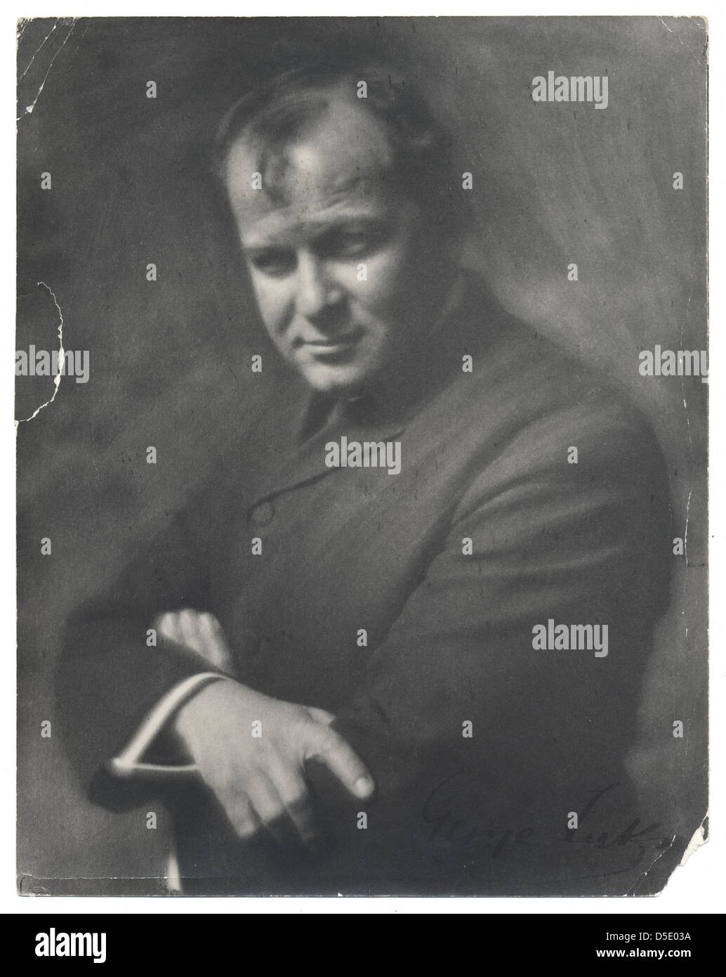 A black and white photograph of artist George Benjamin Luks, taken ...