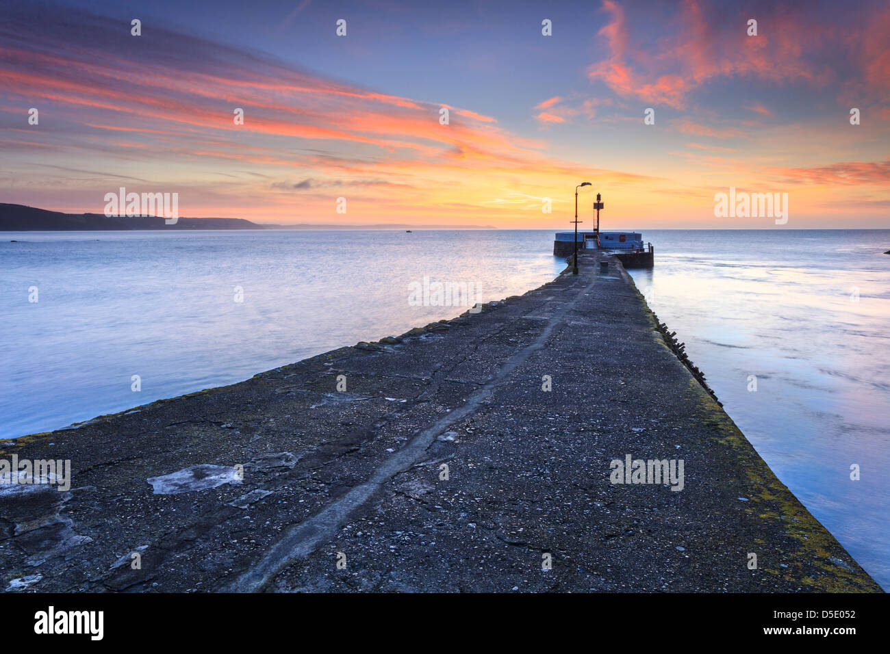 Banjo pier looe cornwall hi-res stock photography and images - Alamy