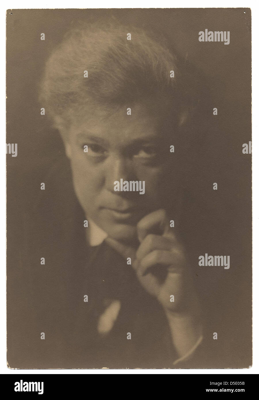 American modernist painter hi-res stock photography and images - Alamy