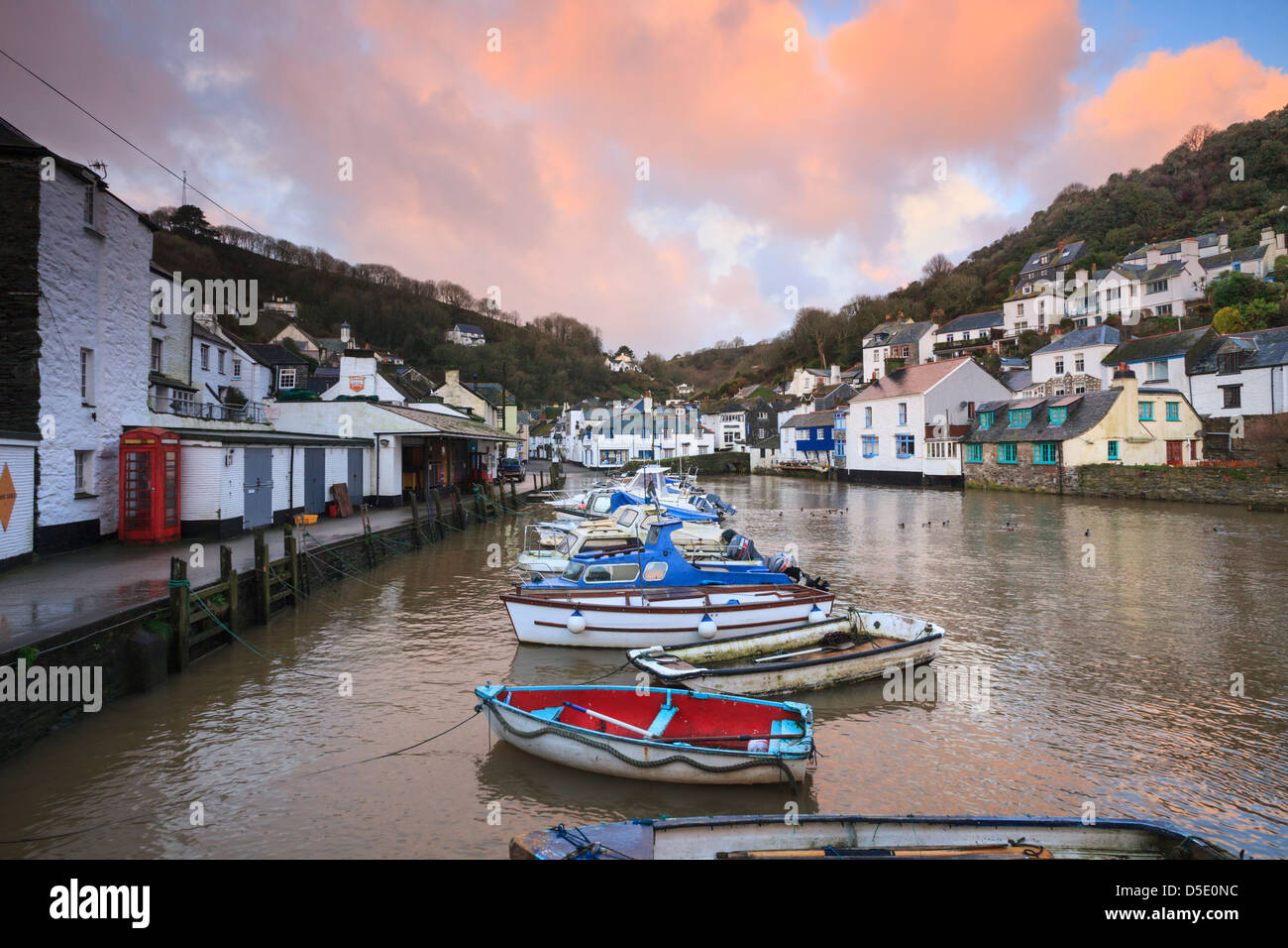 Polperro Harbour in Cornwall, captured shortly before sunrise Stock ...
