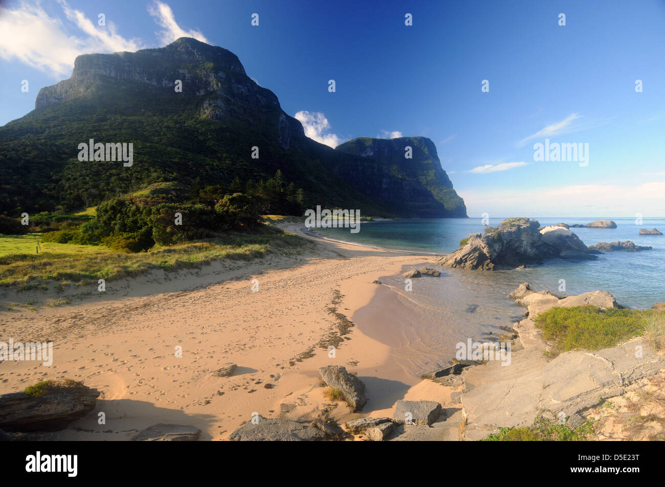 Lovers Bay, overlooked by Mt Lidgbird and Mt Gower, Lord Howe Island ...