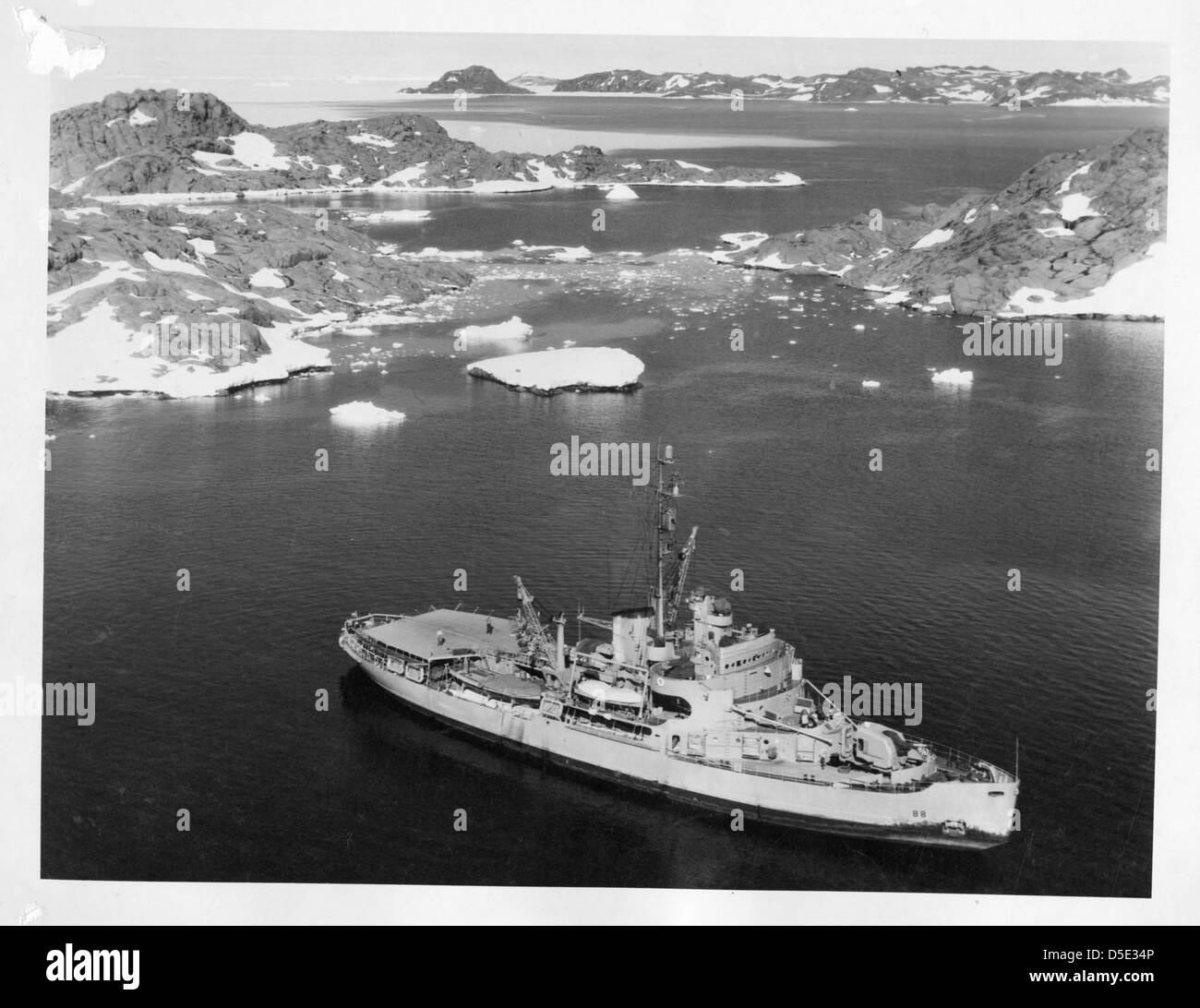 Wind class icebreaker hi-res stock photography and images - Alamy