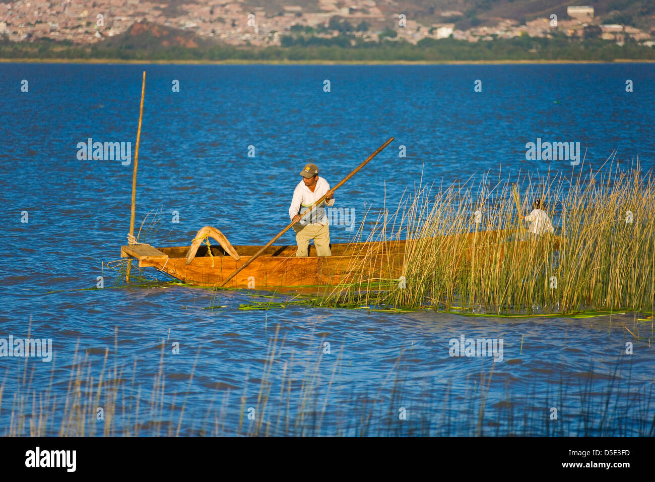 Lake fishing mexico hi-res stock photography and images - Alamy