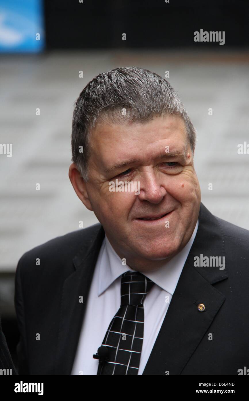 The Good Friday Journey to the Cross Procession leads from Martin Place ...