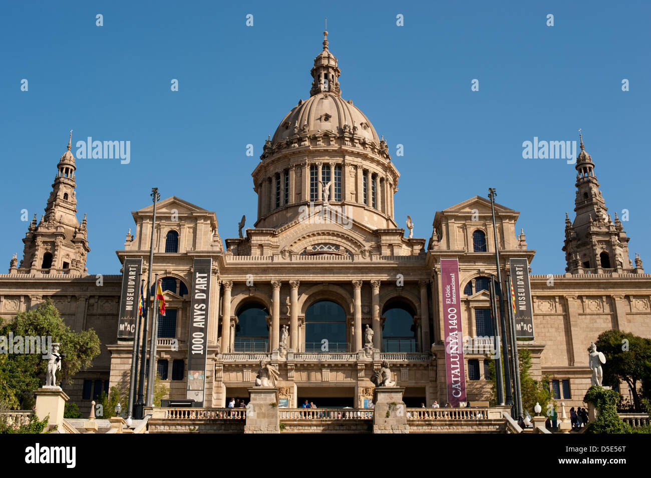 Museu Nacional d'Art de Catalunya or The National Museum of Catalonian ...