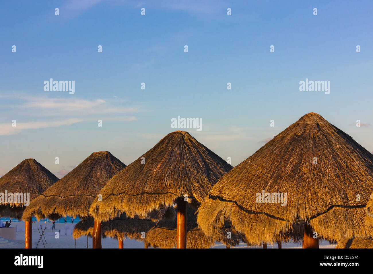 Straw canopy on the beach, Cancun, Quintana Roo State, Mexico Stock ...