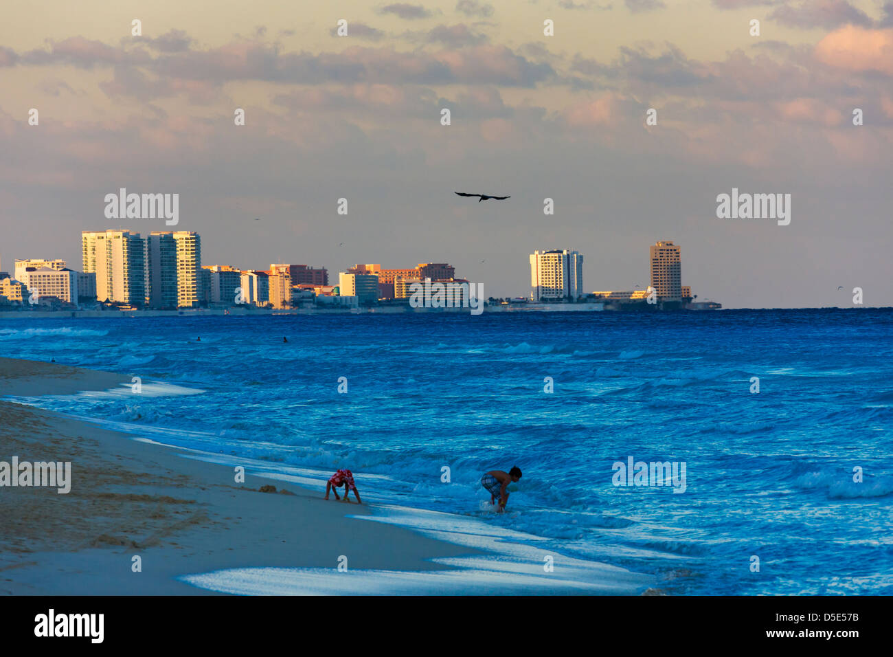Beach in Cancun, Quintana Roo State, Mexico Stock Photo - Alamy