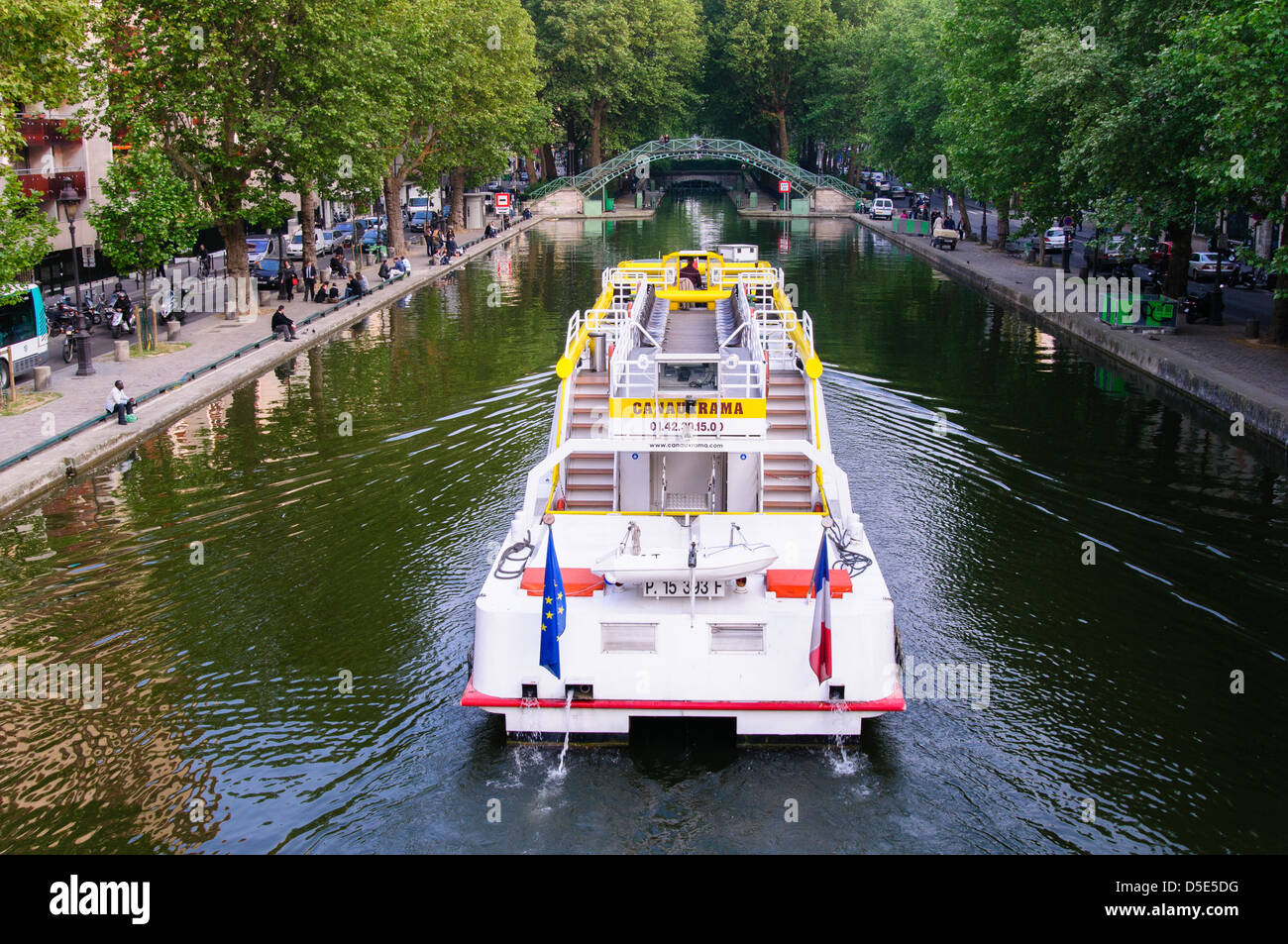 Parisian10th hi-res stock photography and images - Alamy