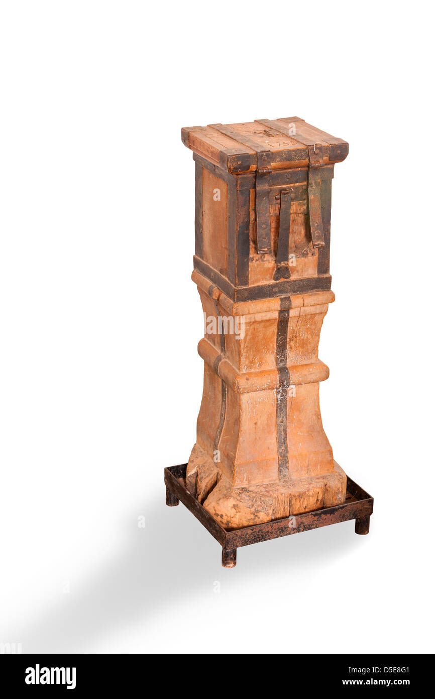 Offertory box hi-res stock photography and images - Alamy