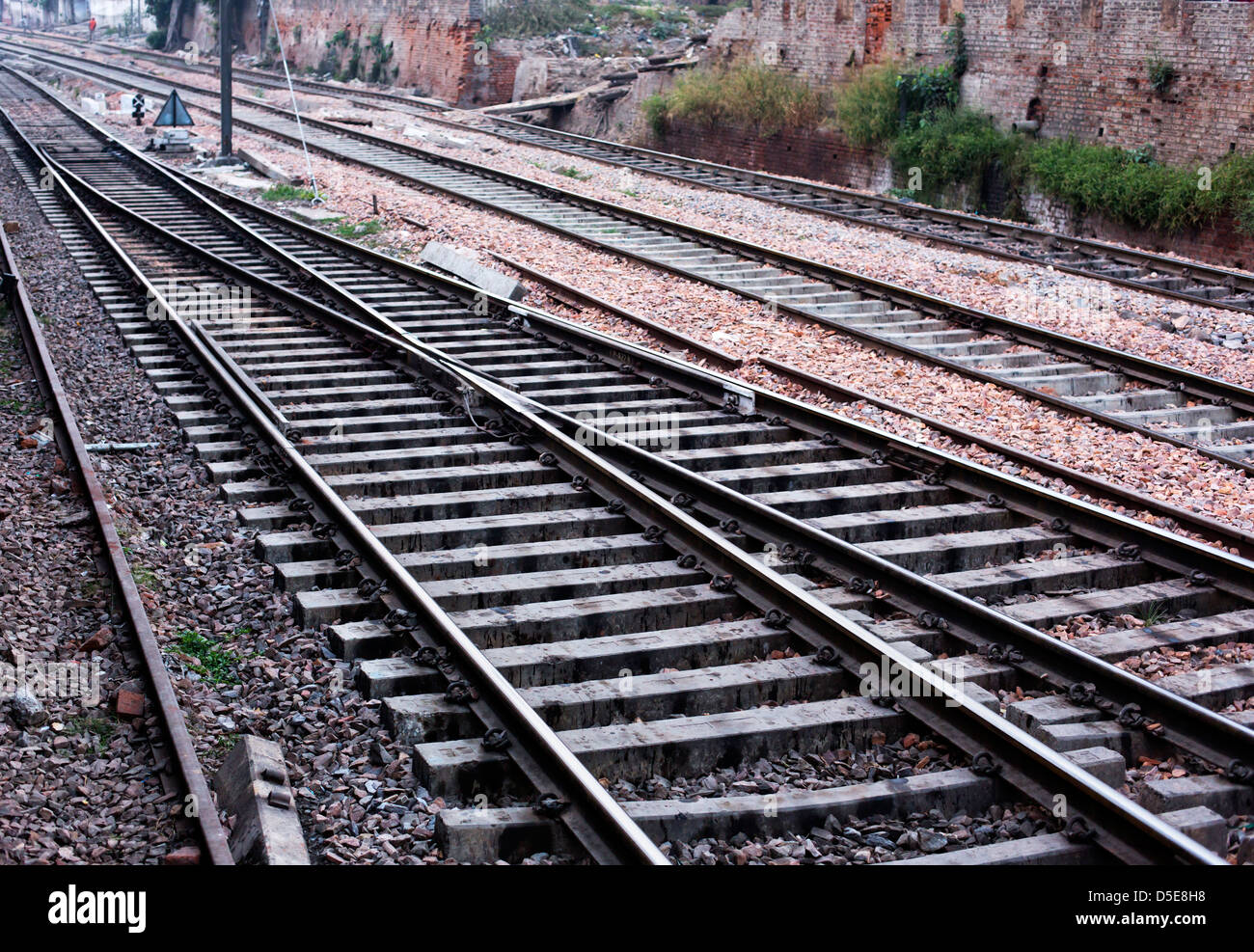Empty railroad hi-res stock photography and images - Alamy