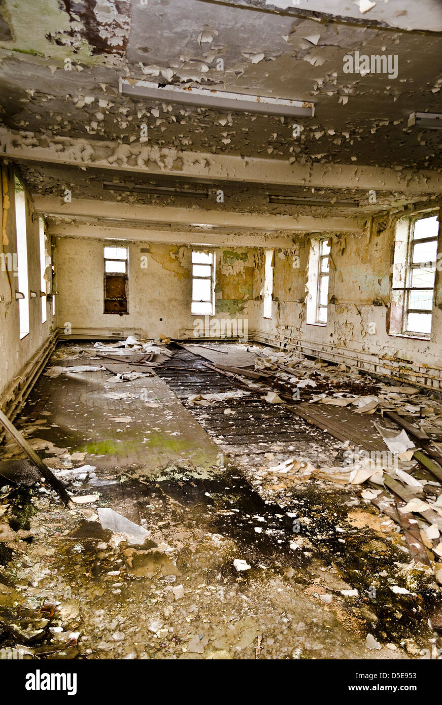 Urbex hi-res stock photography and images - Alamy