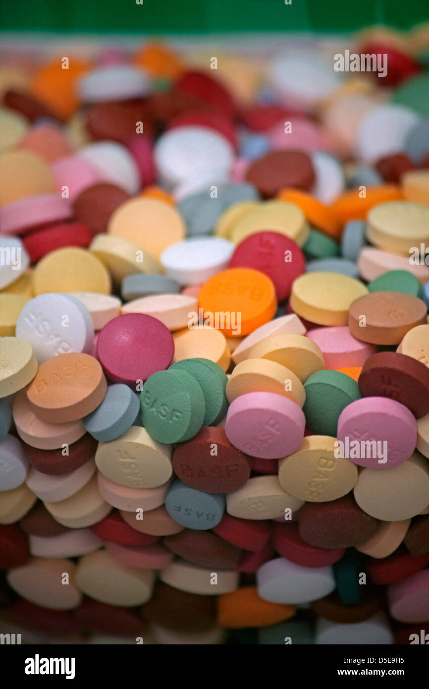 Colourful pile of tablets, medicines Stock Photo - Alamy