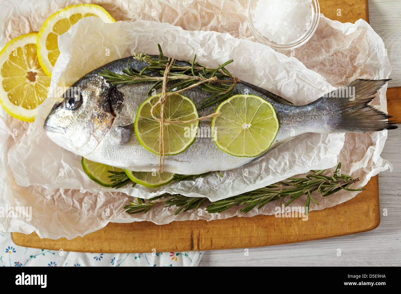 Pink sea bream hi-res stock photography and images - Alamy