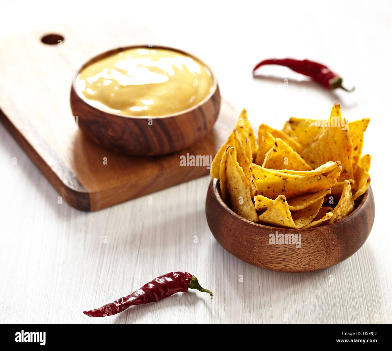 Nachos and cheese bowl hi-res stock photography and images - Alamy