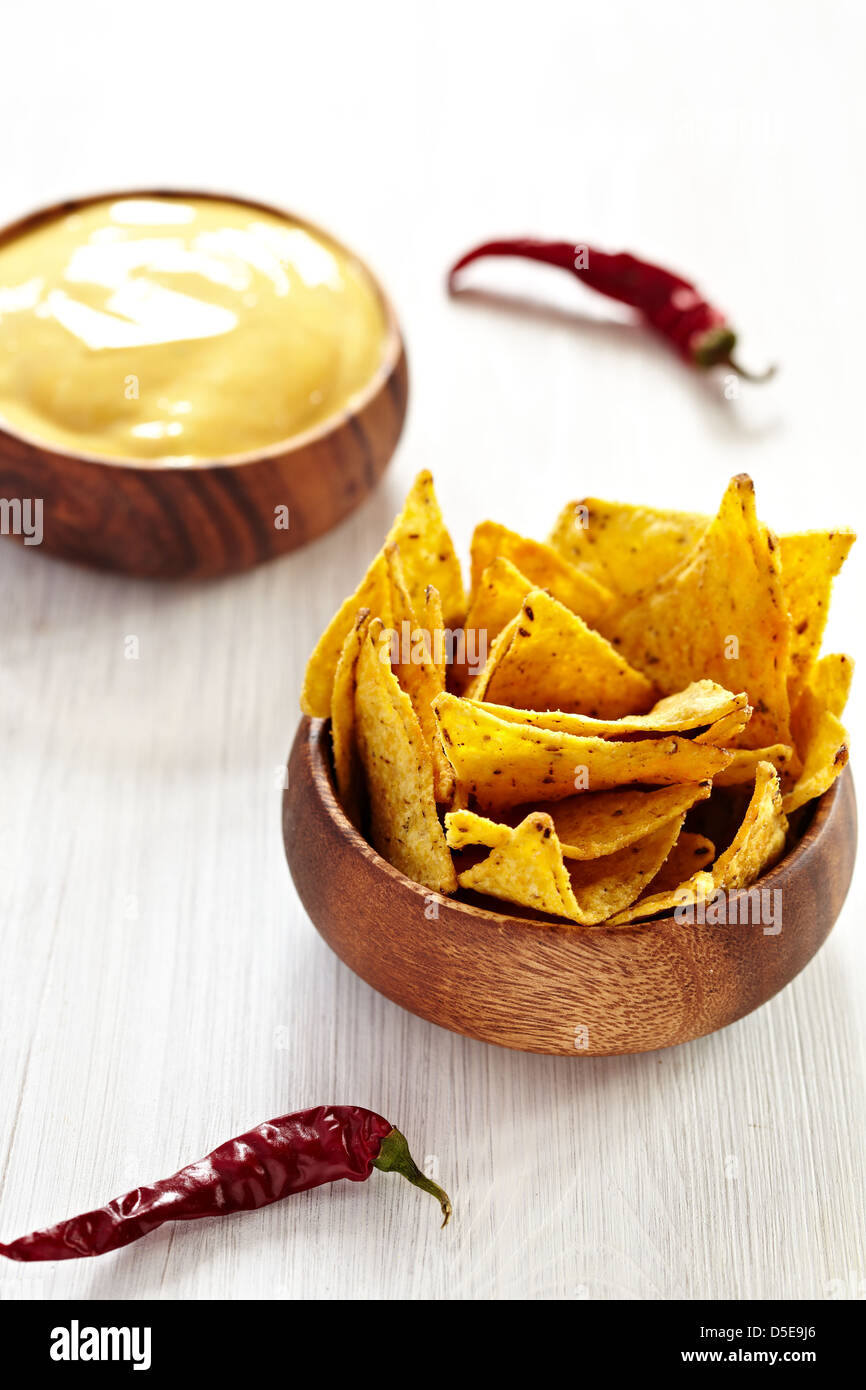 Nachos and cheese bowl hi-res stock photography and images - Alamy