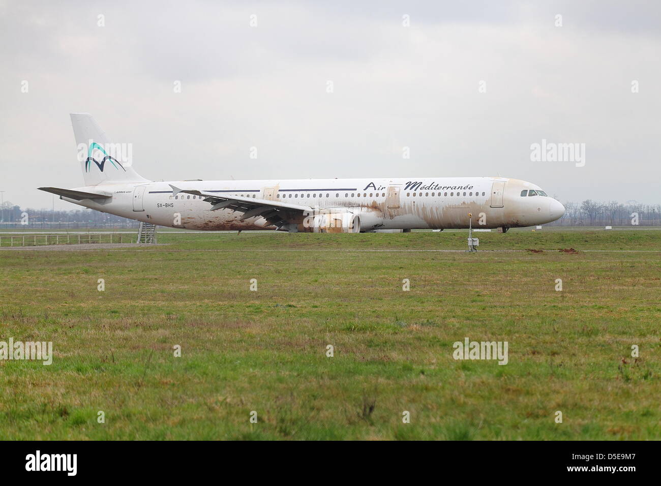 Air Mediterranee Airbus A 321 made runway excursion at Lyon Saint ...