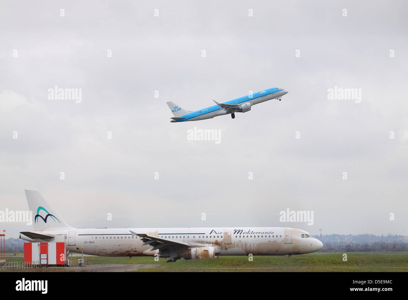 Air Mediterranee Airbus A 321 made runway excursion at Lyon Saint ...