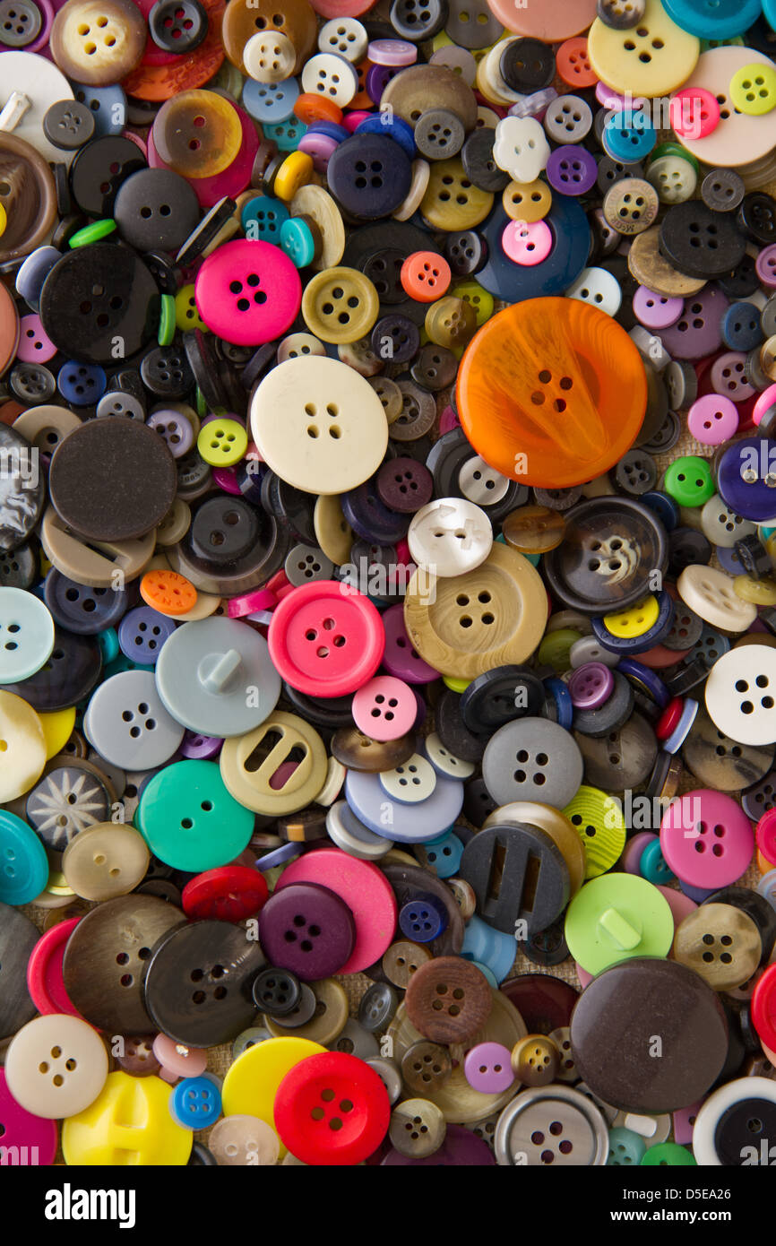 Mixture of buttons, dark and bright, filling the frame Stock Photo - Alamy
