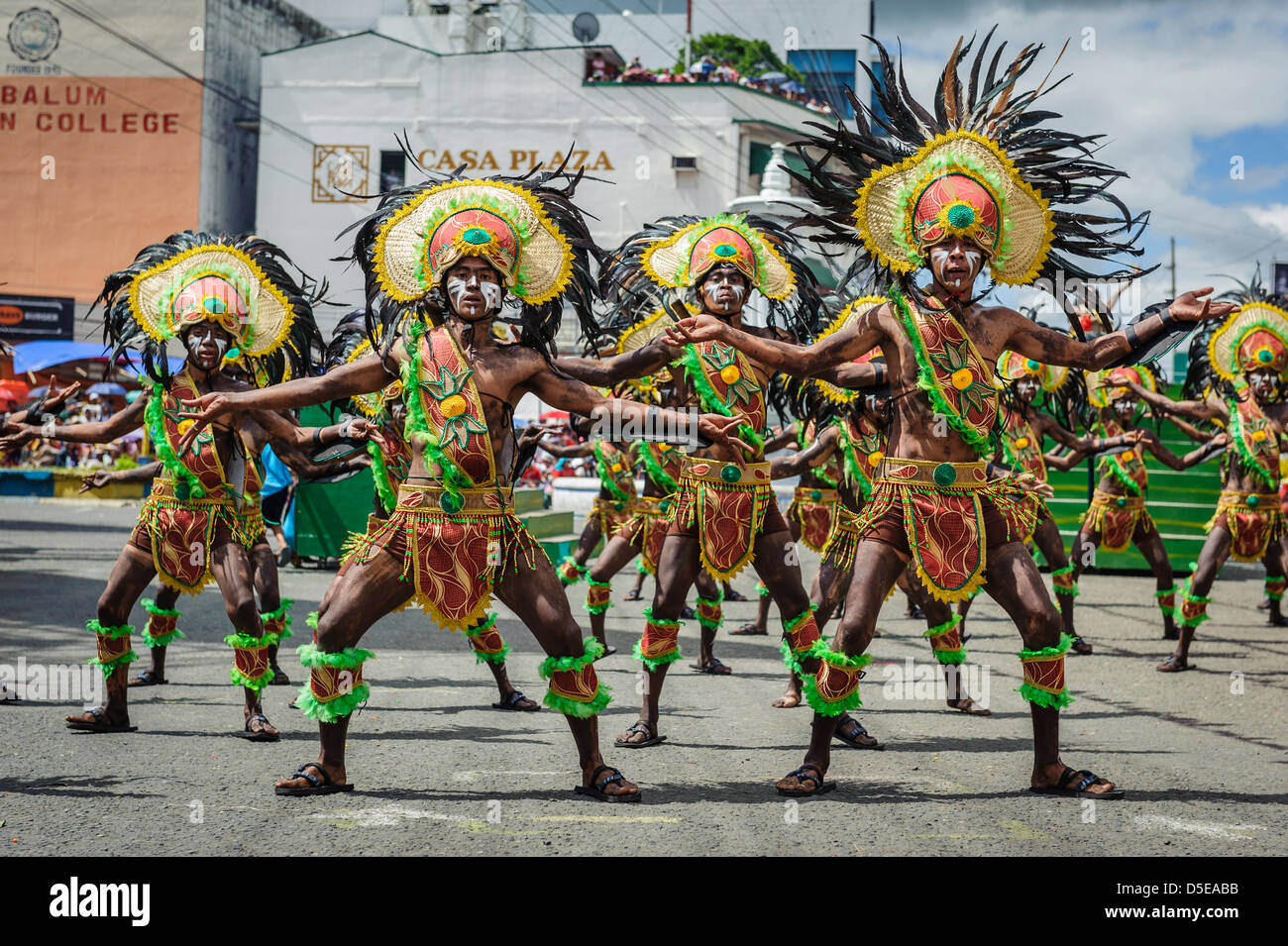 Participants of the dance contest during the celebration of Dinagyang ...
