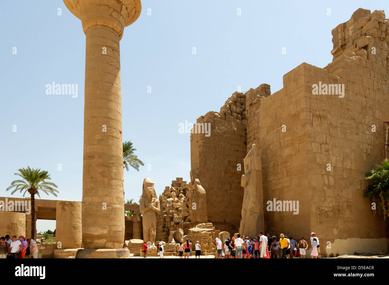 Courtyard egypt hi-res stock photography and images - Alamy