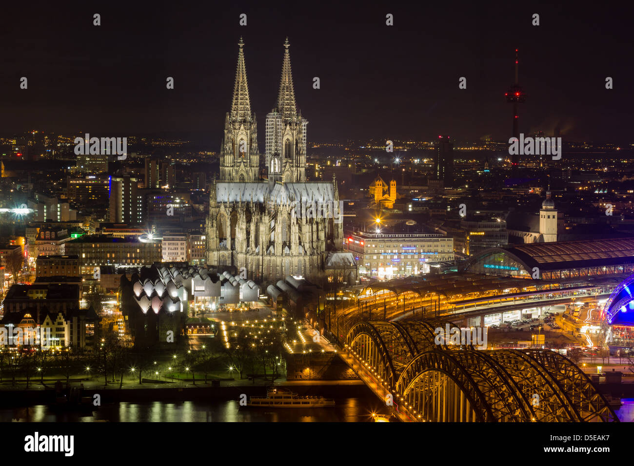 cologne city at night Stock Photo - Alamy