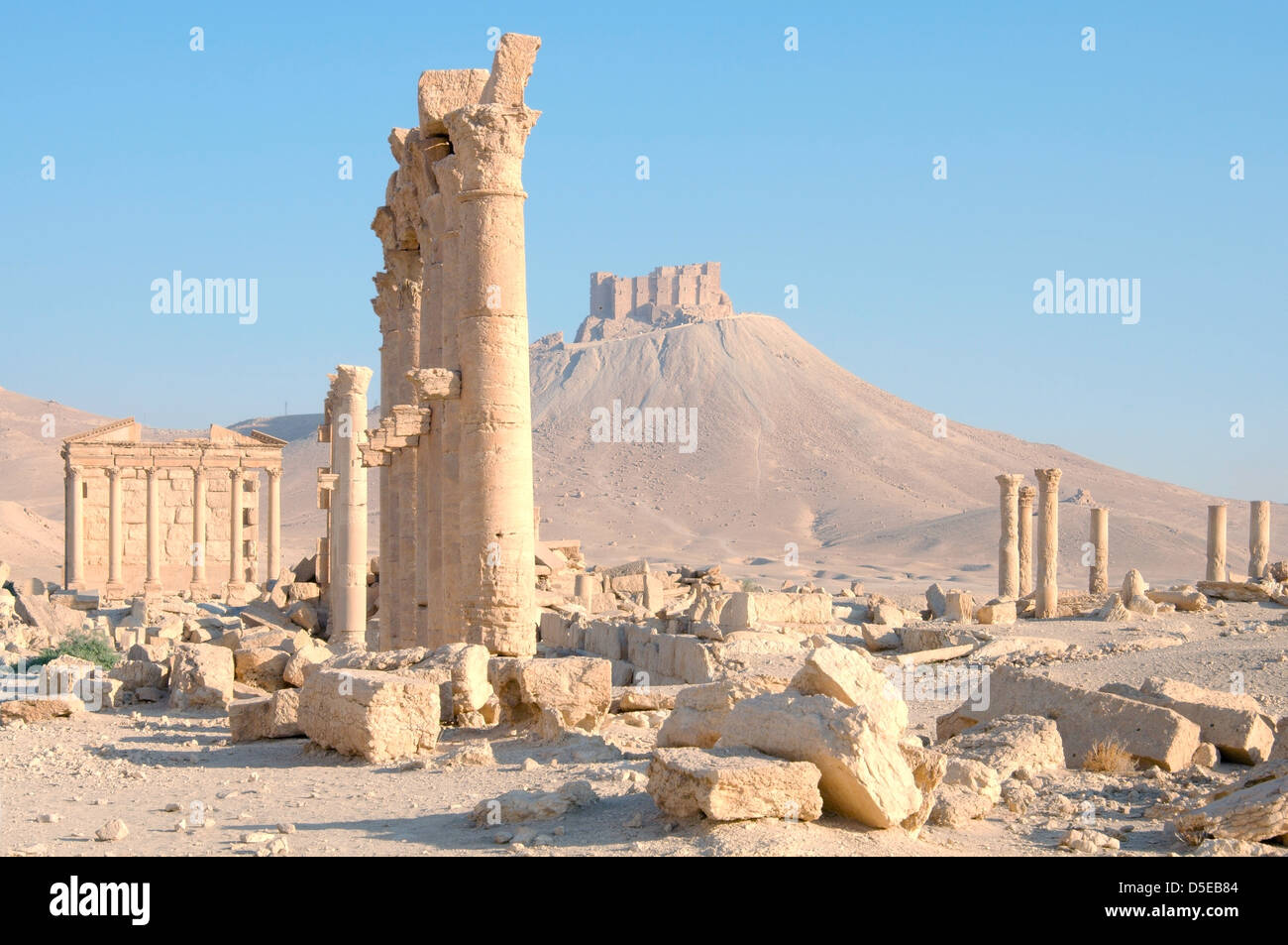 Sunrise over the ruins of the ancient city of Palmyra, Syria Stock ...
