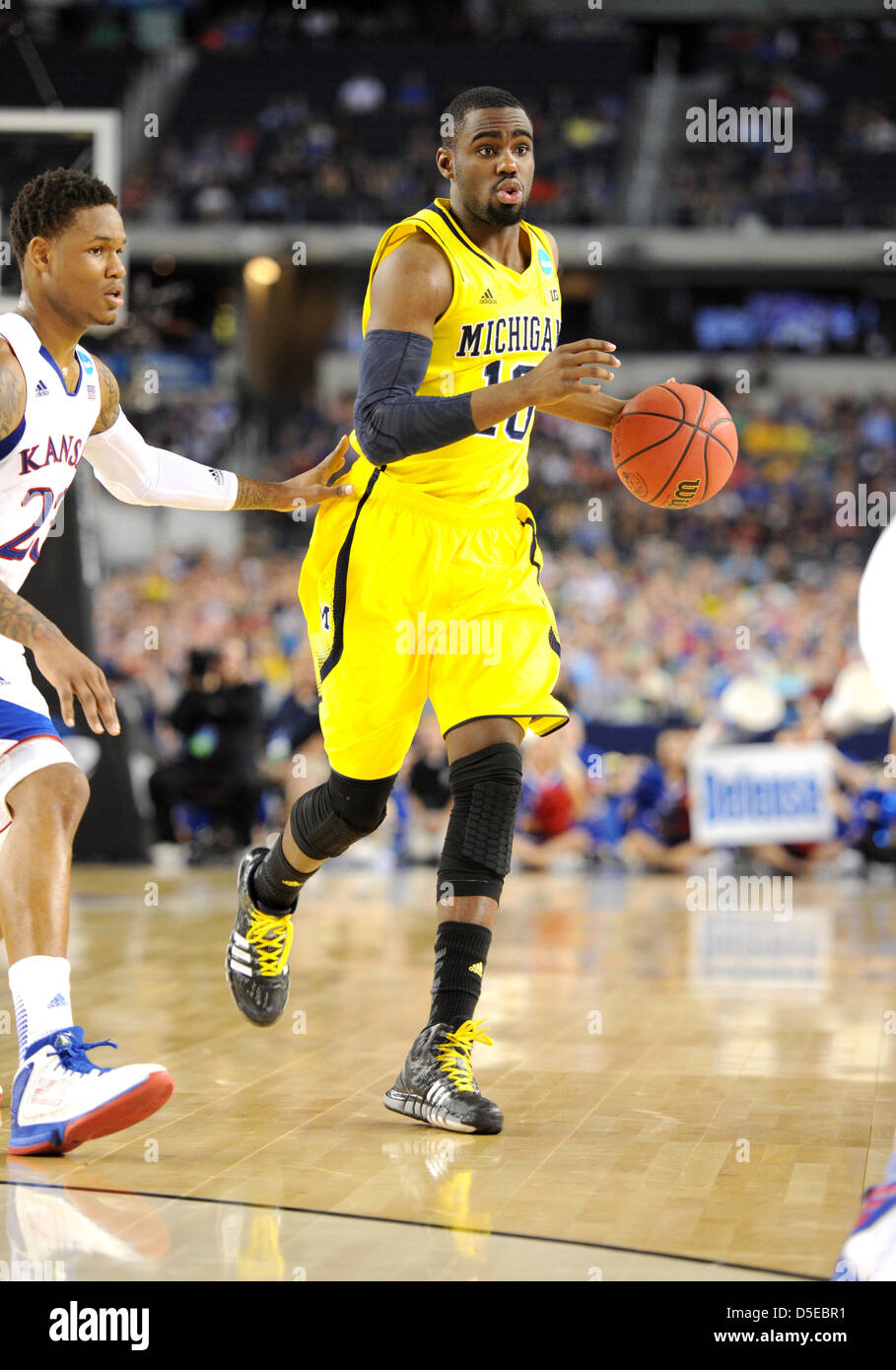 Tim hardaway jr media day hi-res stock photography and images - Alamy