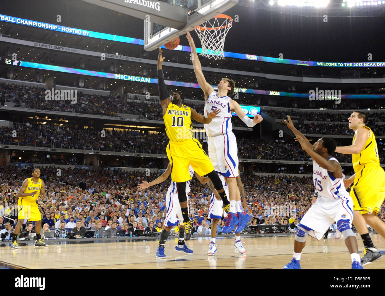 Tim hardaway jr media day hi-res stock photography and images - Alamy